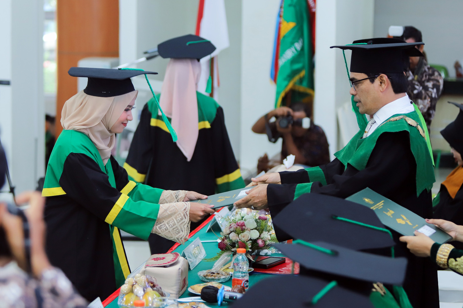 UIN Ar-Raniry Wisuda 1.635 Lulusan, Ada Mahasiswa Asing