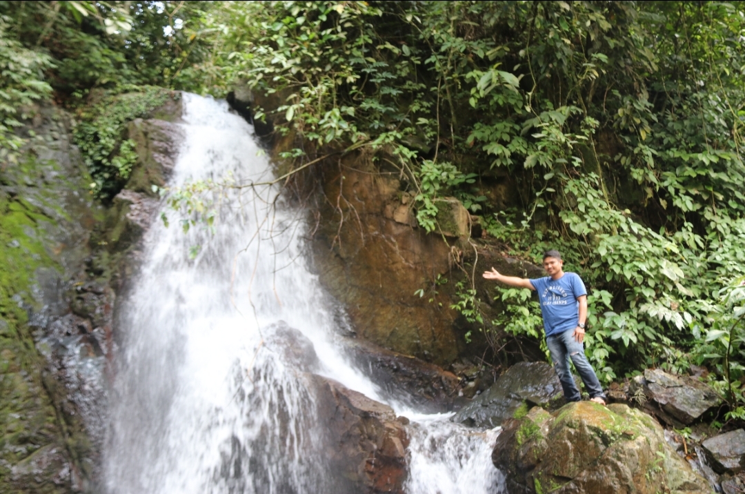 Sensasi Pemandian di Objek Wisata Air Terjun Alue Putek Tangse Pidie